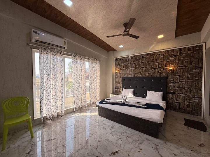 Nurvi Stays- Villa - Lonavla