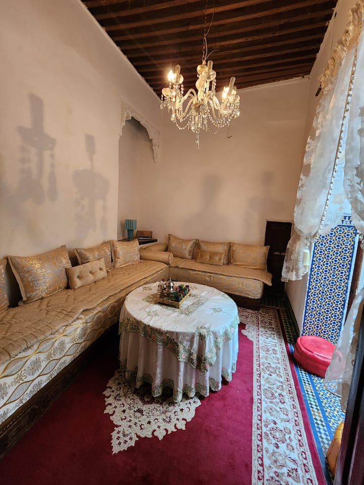 Cozy Moroccan Lounge With View - Fès