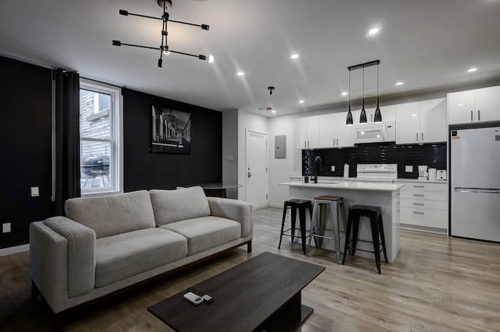 Elegant 4br On Saint-urbain Zj9 - Montreal
