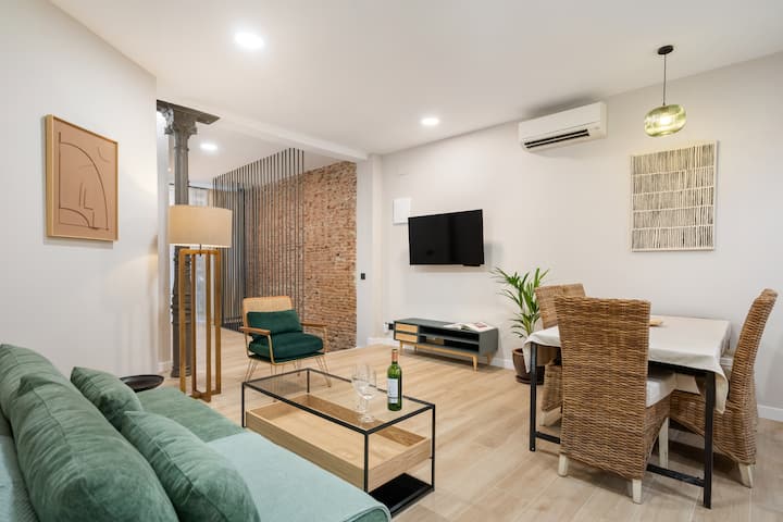 Apt. Ext On Barco Malasaña – Perfect For Families! - Madrid