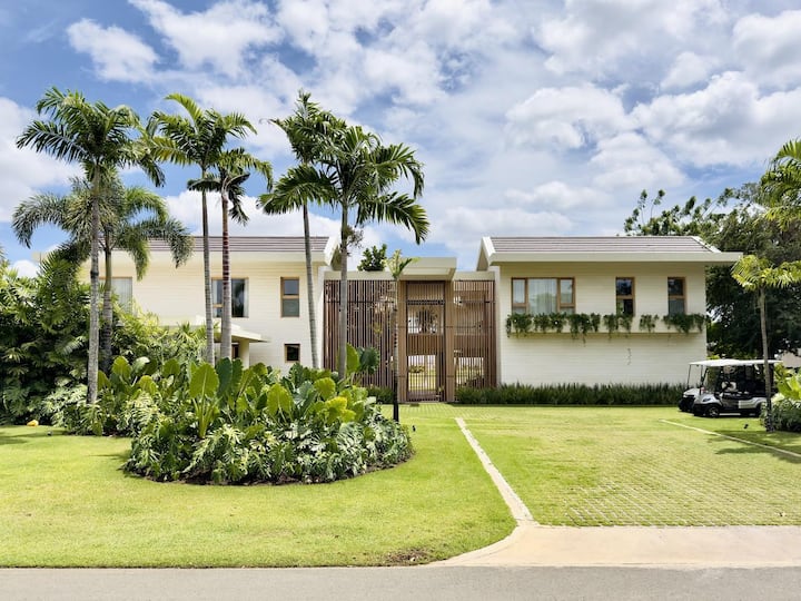 Luxury Spectacular Villa With Full Staff - La Romana