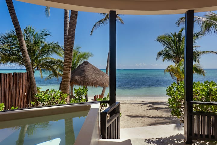 Beachfront Villa With Plunge Pool And Breakfast - Riviera Maya