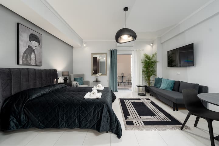 Byron Luxury Apartments A1 -City View - Эйон