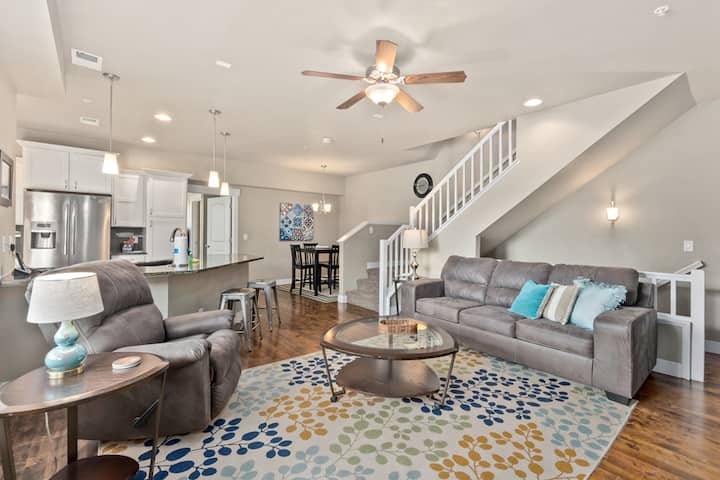 Gorgeous Townhome In Se Ft Collins (Dre105) - Loveland, CO