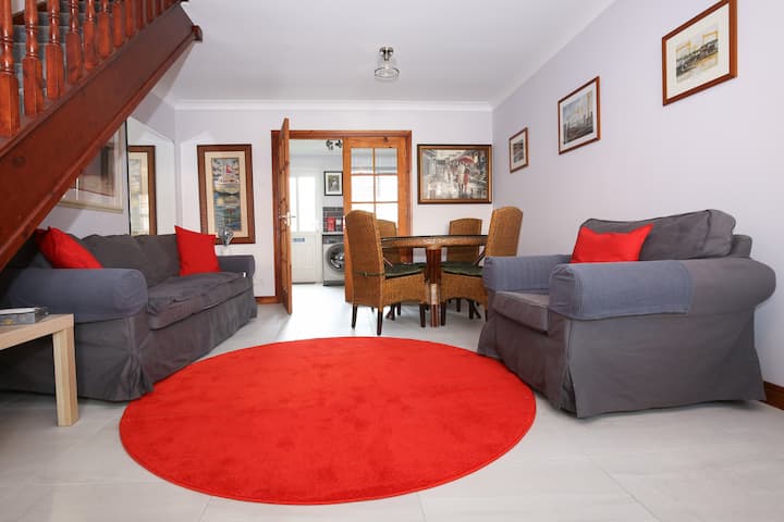The Redburn - Belfast