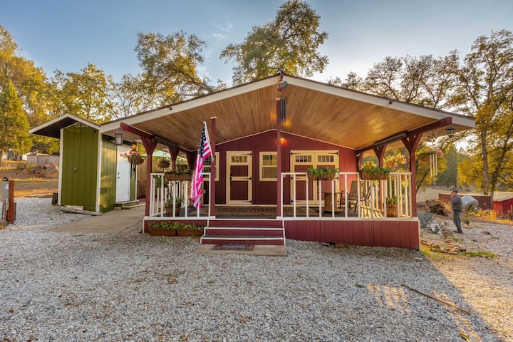 A Cozy Cabin Retreat - Sonora, CA