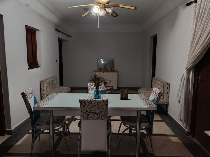 Maison Dans Un Quartier Calme - Oujda