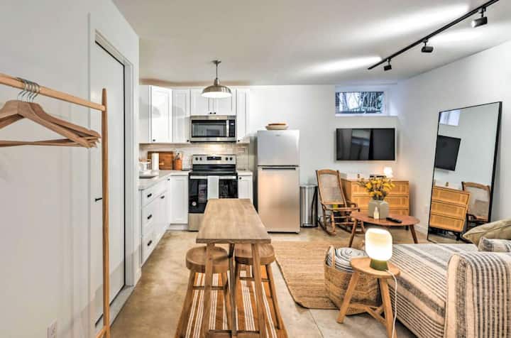 Venice Beach Studio, Walk To Stadiums & Light Rail - Seattle