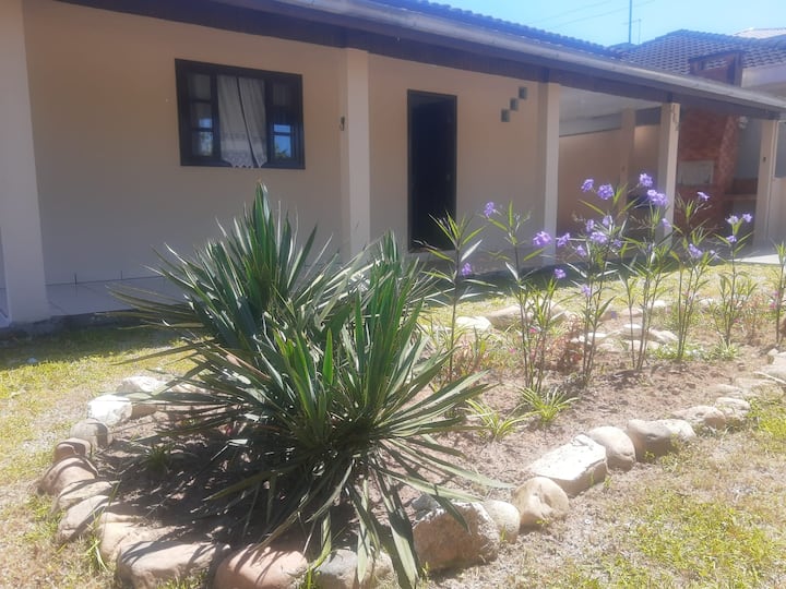 Casa Aconchegante Próxima Ao Mar - Itapoá