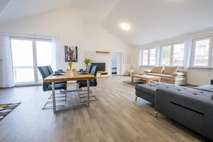 Möblierte Penthouse Wohnung - Baden-Baden