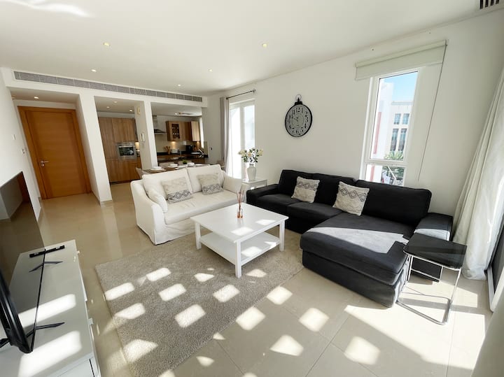 Apartment In Al Mouj - Muscat