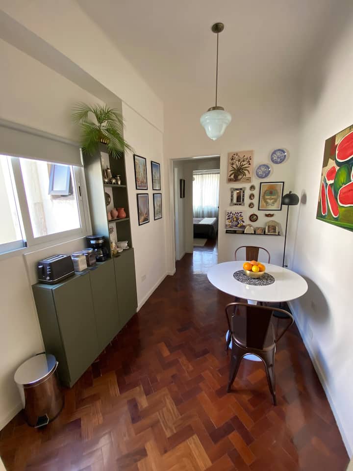 Encanto Clásico En El Corazón De Recoleta - Buenos Aires