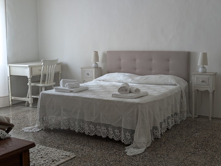 Sleep In Urbania - Urbino
