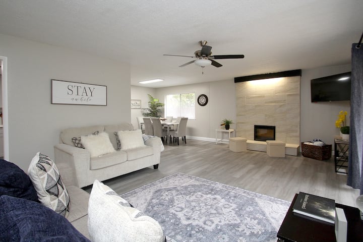 Entire Magill House By Riverpark - Fresno, CA