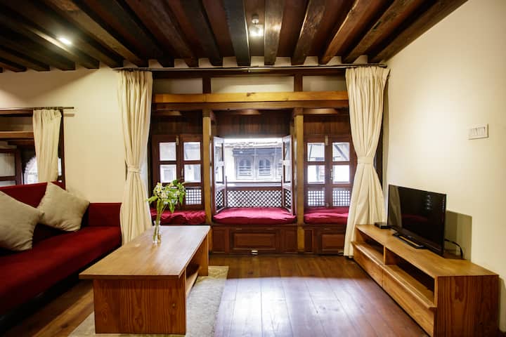 The Newari Dream In Old Patan-high Ceiling & Charm - Kathmandu