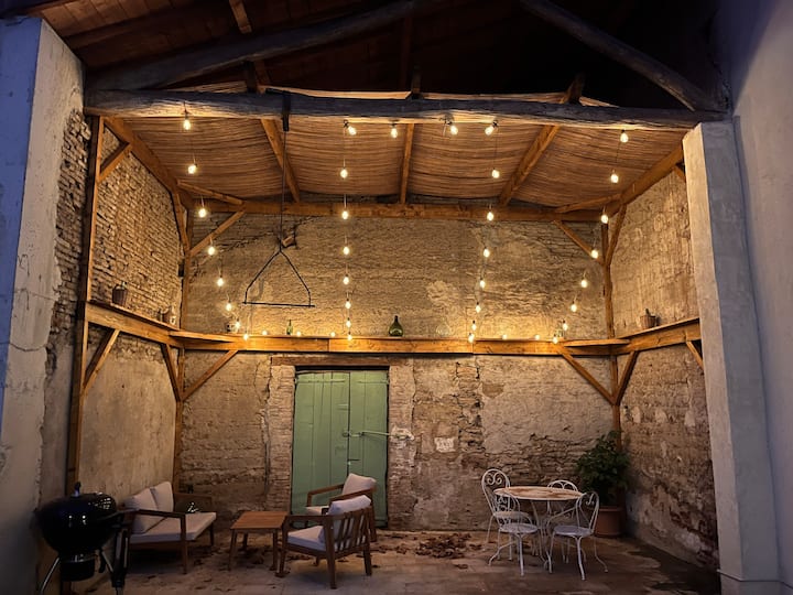 Chambre Dans Un Ancien Chai - Tarn