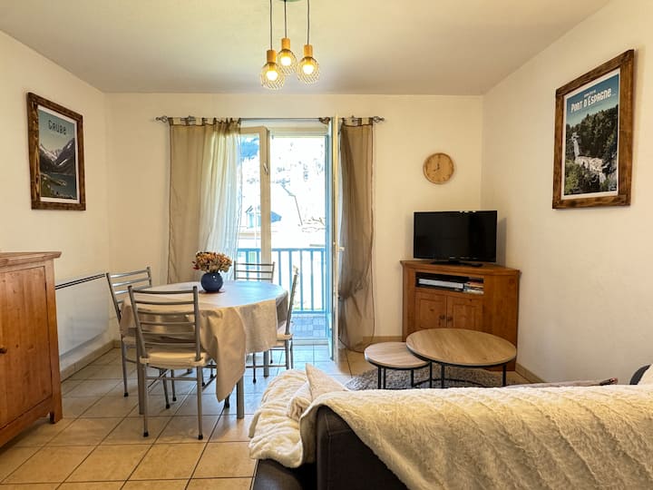 Appartement 3 Chambres 6p - Parking - Balcon - Vue - Luz-Saint-Sauveur
