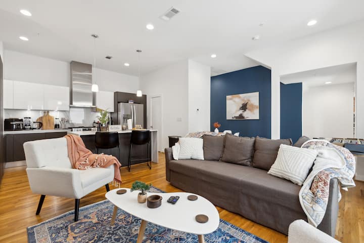 The Indigo 2bdtownhouse: Dt Walkable & Ultracool! - Dallas, TX