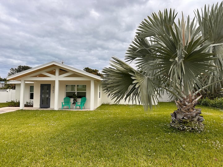 The Barbara Beach House With Heated Pool - Stuart, FL