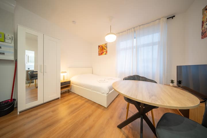 Super Studio Near Basel The Two 2 Personnes Wifi - Basel