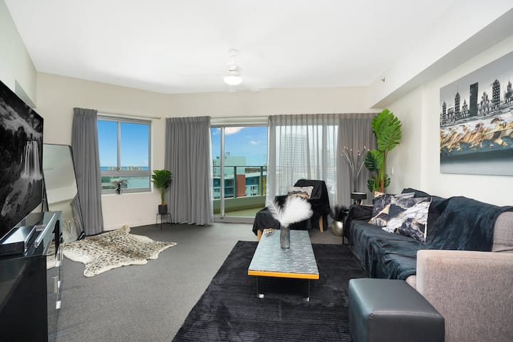 The Black Pearl - Infinitypool, Cbd & Gym - Darwin