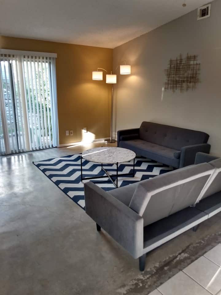 Spacious Austin Duplex/dt/near Ladybird Lake - Austin, TX