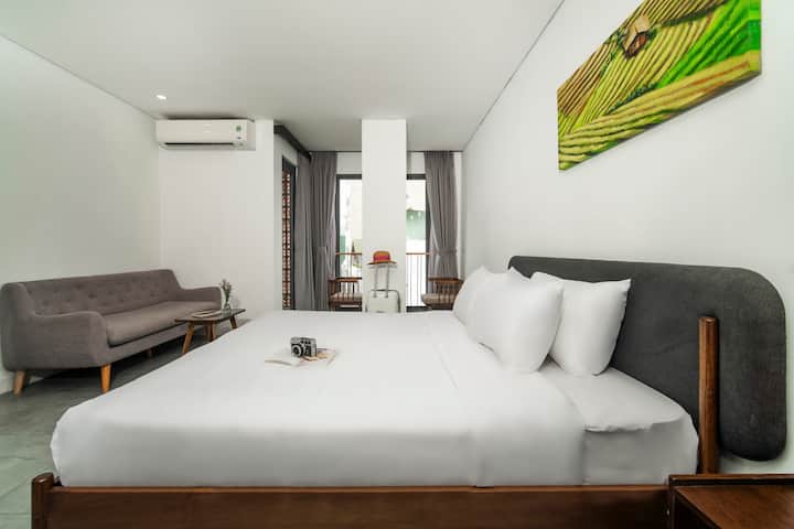Doma | Spacious Studio Room W Pool - Da Nang