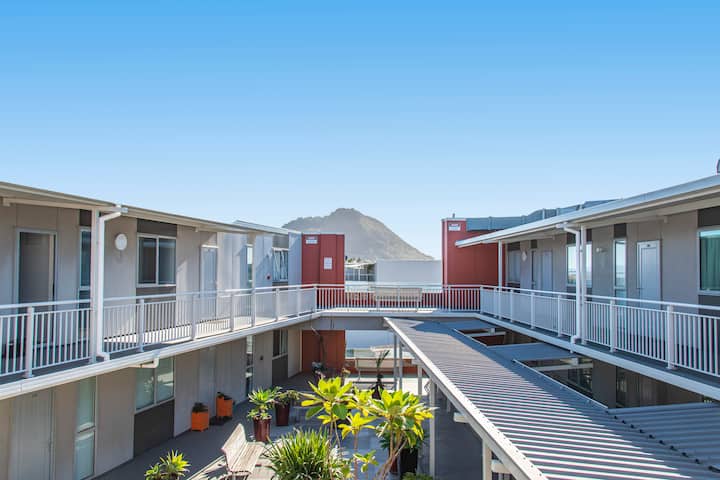 Central Location - You Can Walk Everywhere - Mount Maunganui