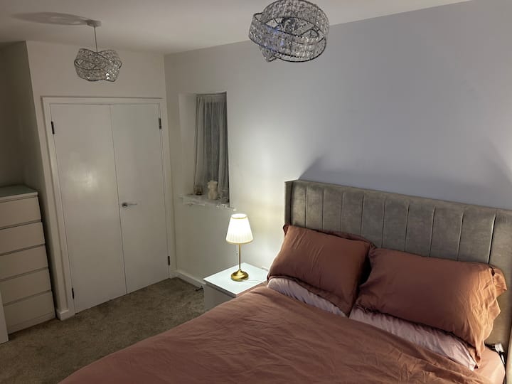 2 Bed Flat In Wennington/rainham - Romford