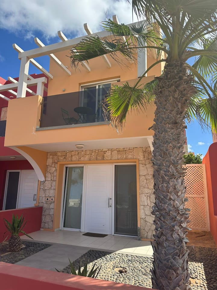 2 Bed Townhouse/spacious/sea Views/wi-fi - Kap Verde