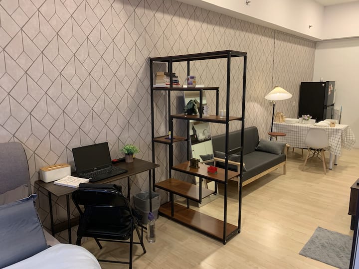 Pavilion Bukit Jalil Minimalist Modern Studio - Puchong