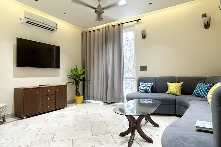 The Kona Kasa - Modern 3bhk - New Delhi