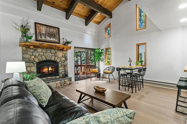 Comfy 2br Condo, Central Incline - Carson City, NV