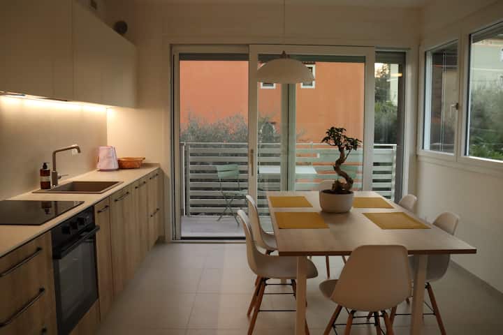 Domus Aurus Family - Garda