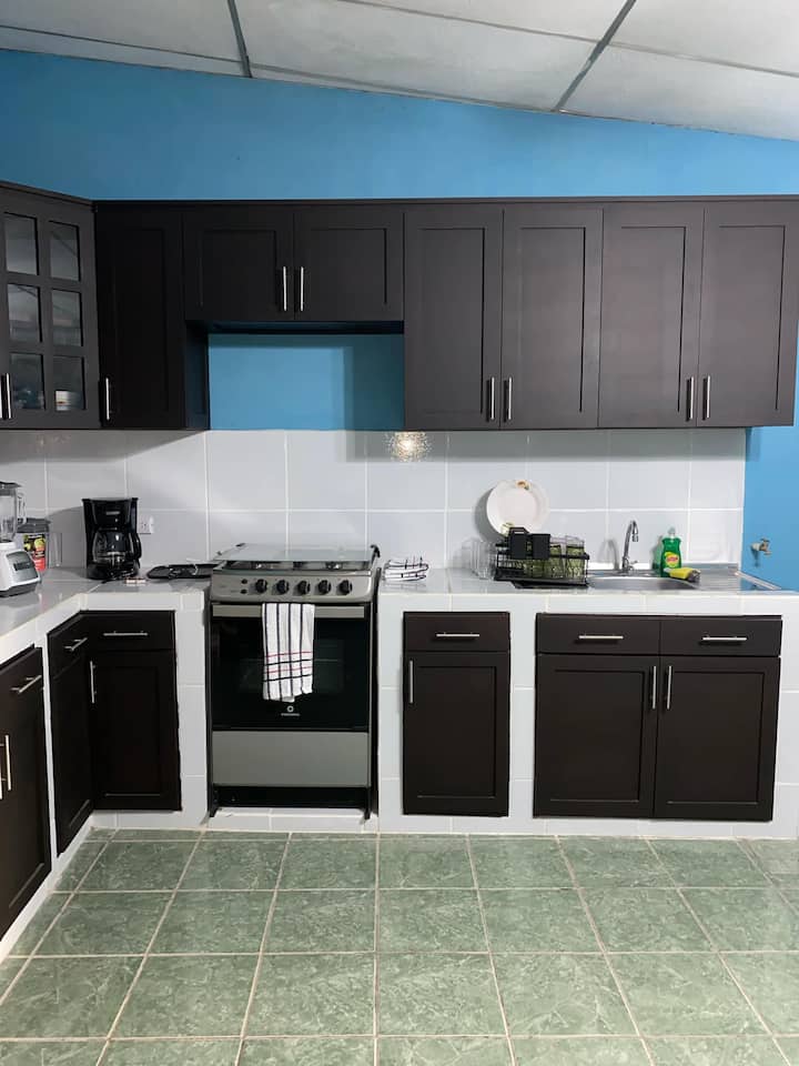 Welcome To San Lorenzo House - Santa Ana