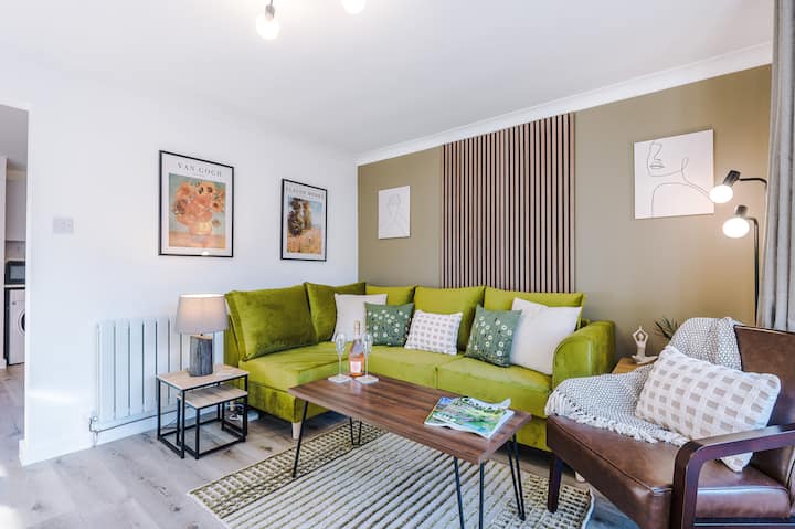 Gorgeous Home In Chester, Sleeps 6 With Parking! - Chester