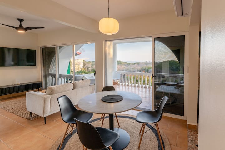 Stylish & Comfy Home W/ Stunning Terrace & Daybed - Nosara