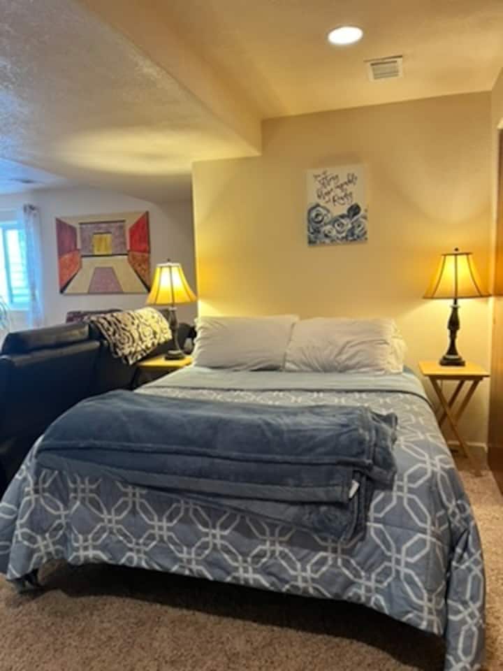 Casa De Steele - Thornton, CO