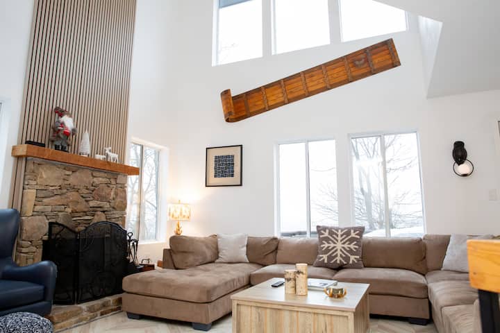 Scenic Hidden Valley Home, Game Room, Sleeps 11 - Laurel Ridge State Park, Stahlstown