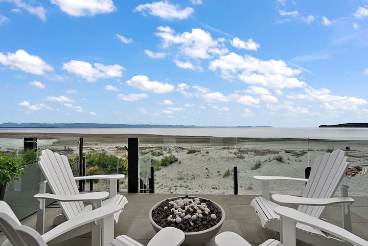 Saratoga Beachfront Villa-on The Beach! - Vancouver Island