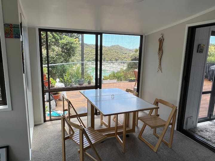Sleep With Kiwis In Doves Bay - Kerikeri