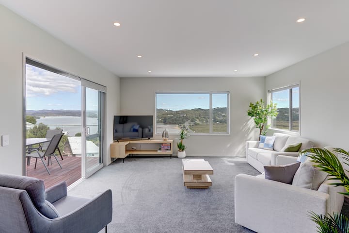Beach View On Binnie - Bay Of Islands