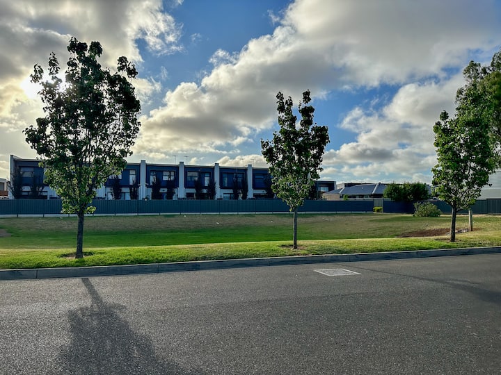 Sunset Serenity Studio - Port Adelaide