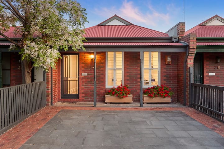 Quiet & Central - Walk To Beach And City - Melbourne