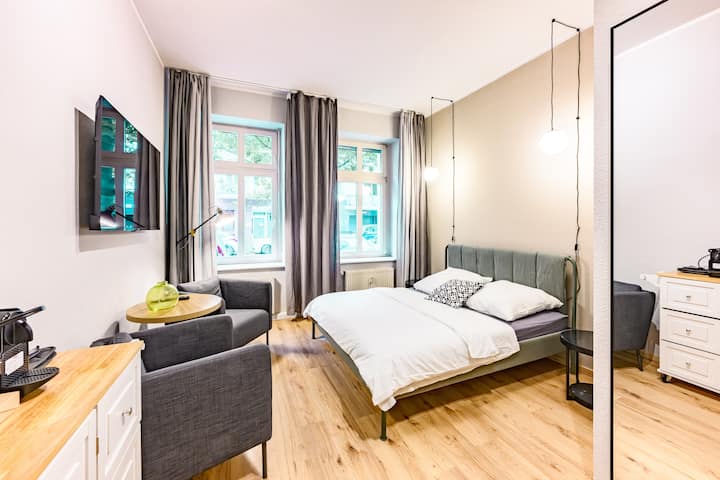 Comfy Ground-floor Studio In Pberg Near Mauer Park - Berlin