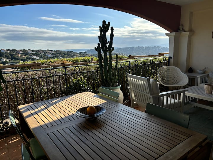 Appartement Avec Vue Mer - Sainte-Maxime
