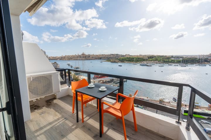 Stylish 2br | Next To Zara & Ferry To Valletta - Valletta