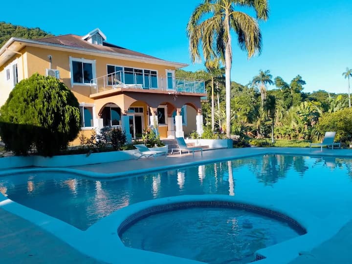 La Costa Villa - Montego Bay