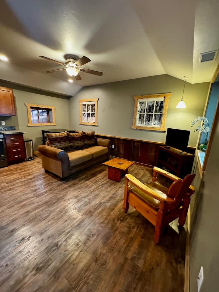 Cascade Falls 1 Bedroom Bungalow - Ouray, CO