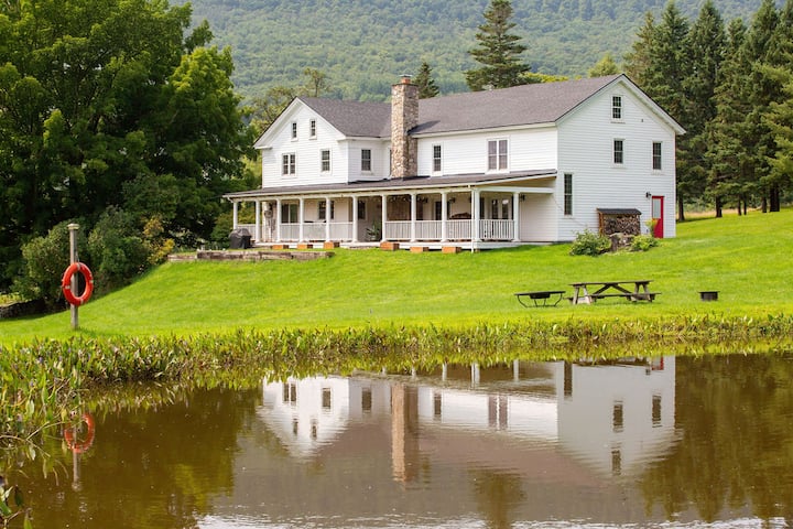 Historic Hubbell Mountain House - Roxbury, NY